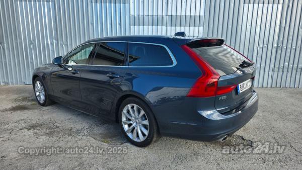 Volvo V90 2018 in Tallinn, with an engine capacity of 2.00 L and mileage of 243 thousand km for 16850 €, photo 4 on AUTOMOTO.COM.LV
