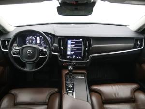 Volvo V90 2019 in Vilnius, with an engine capacity of 2.00 L and mileage of 269 thousand km for 19799 €, photo 3 on AUTOMOTO.COM.LV