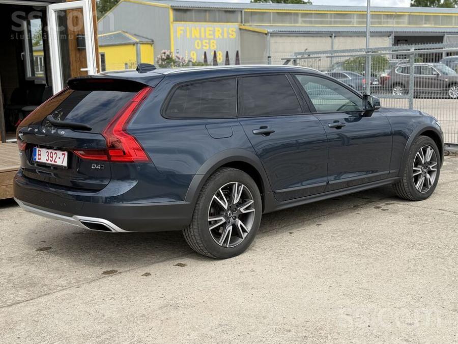 Volvo V90 2019 Rīga, ar dzinēja tilpumu 2.00 L un nobraukumu 209 tūkst. km par 19990 €, foto 15 vietnē AUTOMOTO.COM.LV