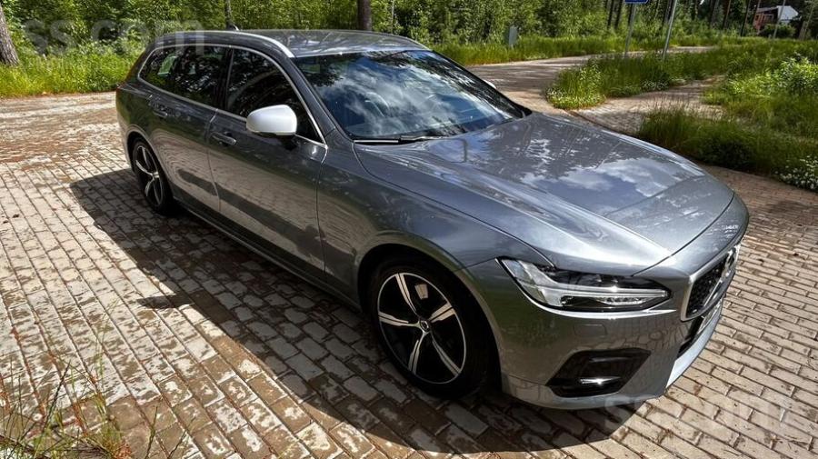 Volvo V90 2019 in Riga, with an engine capacity of 2.00 L and mileage of 202 thousand km for 23500 €, photo 4 on AUTOMOTO.COM.LV
