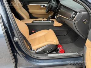 Volvo V90 2019 Rīga, ar dzinēja tilpumu 2.00 L un nobraukumu 209 tūkst. km par 19990 €, foto 12 vietnē AUTOMOTO.COM.LV
