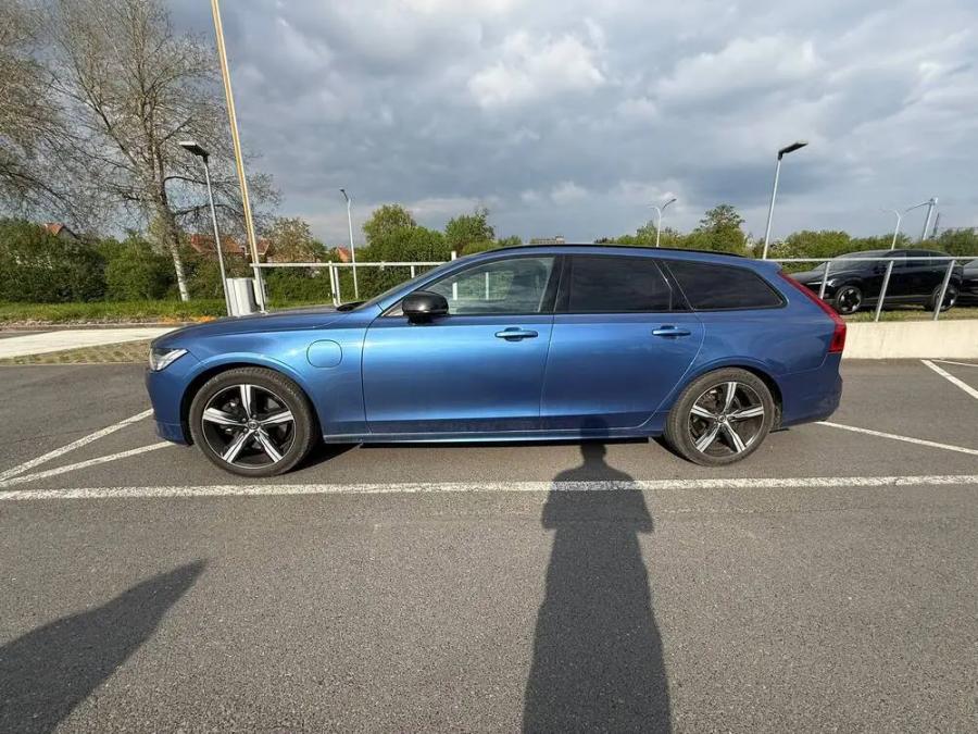 Volvo V90 2019 Rīga, ar dzinēja tilpumu 2.00 L un nobraukumu 265 tūkst. km par 16900 €, foto 4 vietnē AUTOMOTO.COM.LV