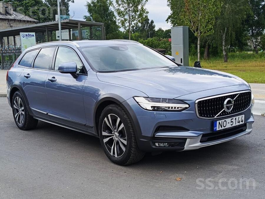 Volvo V90 2019 Rīga, ar dzinēja tilpumu 2.00 L un nobraukumu 235 tūkst. km par 17990 €, foto 3 vietnē AUTOMOTO.COM.LV