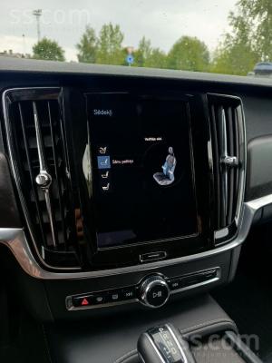 Volvo V90 2019 Rīga, ar dzinēja tilpumu 2.00 L un nobraukumu 235 tūkst. km par 17990 €, foto 14 vietnē AUTOMOTO.COM.LV