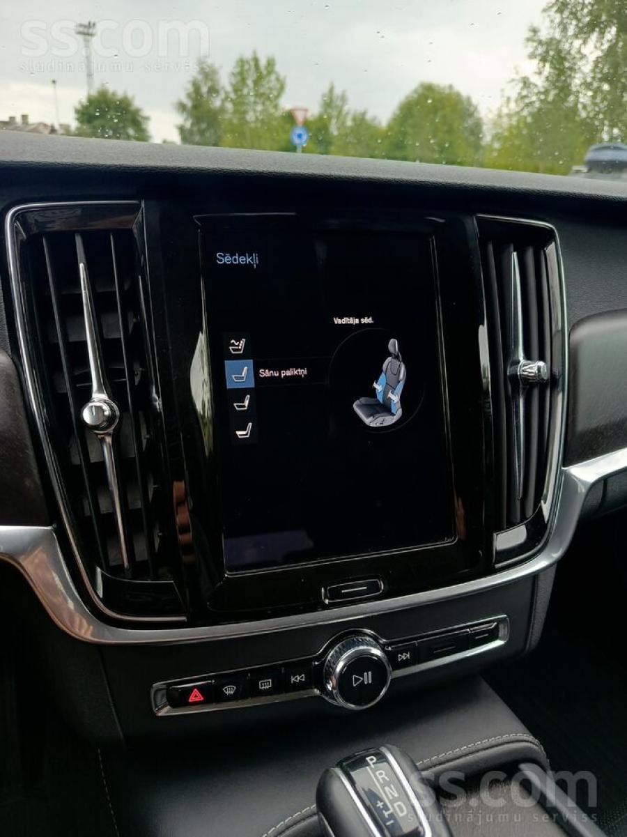 Volvo V90 2019 Rīga, ar dzinēja tilpumu 2.00 L un nobraukumu 235 tūkst. km par 17990 €, foto 14 vietnē AUTOMOTO.COM.LV
