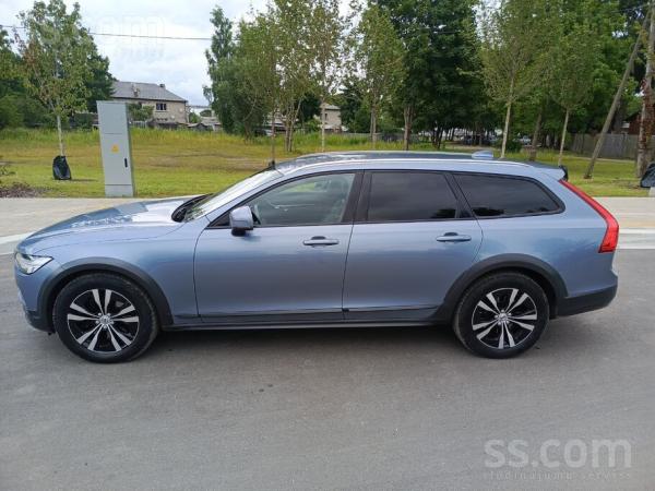 Volvo V90 2019 Rīga, ar dzinēja tilpumu 2.00 L un nobraukumu 235 tūkst. km par 17990 €, foto 5 vietnē AUTOMOTO.COM.LV