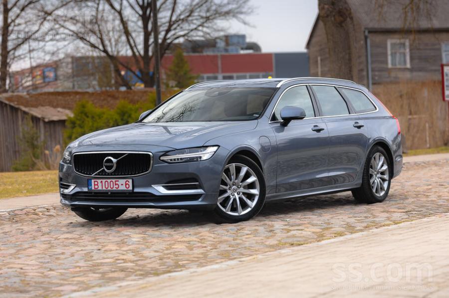 Volvo V90 2020 Jelgava, ar dzinēja tilpumu 2.00 L un nobraukumu 206 tūkst. km par 19300 €, foto 3 vietnē AUTOMOTO.COM.LV