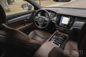 Volvo V90 2020 Jelgava, ar dzinēja tilpumu 2.00 L un nobraukumu 206 tūkst. km par 19300 €, foto 8 vietnē AUTOMOTO.COM.LV