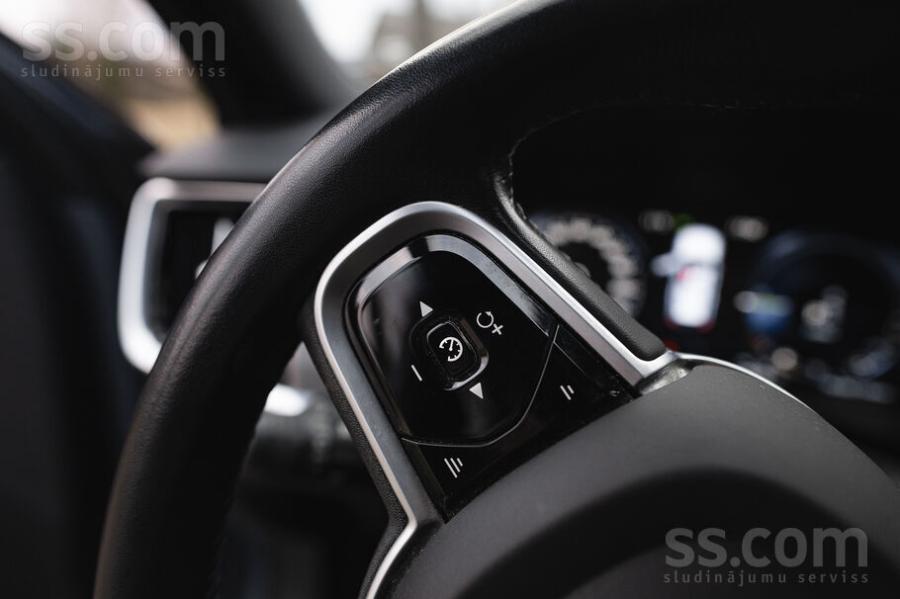 Volvo V90 2020 Jelgava, ar dzinēja tilpumu 2.00 L un nobraukumu 206 tūkst. km par 19300 €, foto 12 vietnē AUTOMOTO.COM.LV