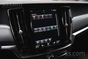 Volvo V90 2020 Jelgava, ar dzinēja tilpumu 2.00 L un nobraukumu 206 tūkst. km par 19300 €, foto 16 vietnē AUTOMOTO.COM.LV