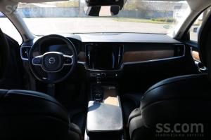 Volvo V90 2020 in Riga, with an engine capacity of 2.00 L and mileage of 149 thousand km for 22800 €, photo 6 on AUTOMOTO.COM.LV