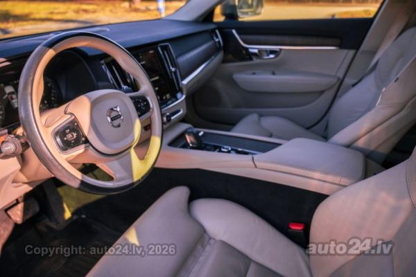 Volvo V90 2021 Tallina, ar dzinēja tilpumu 2.00 L un nobraukumu 189 tūkst. km par 30400 €, foto 8 vietnē AUTOMOTO.COM.LV