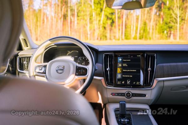 Volvo V90 2021 Tallina, ar dzinēja tilpumu 2.00 L un nobraukumu 189 tūkst. km par 30400 €, foto 10 vietnē AUTOMOTO.COM.LV