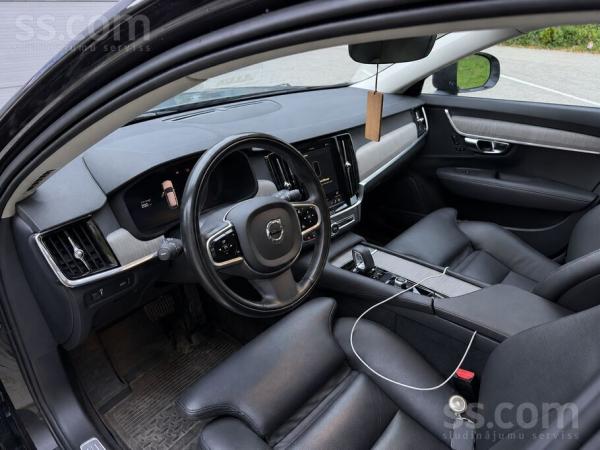 Volvo V90 2021 Rīga, ar dzinēja tilpumu 2.00 L un nobraukumu 79 tūkst. km par 32500 €, foto 5 vietnē AUTOMOTO.COM.LV