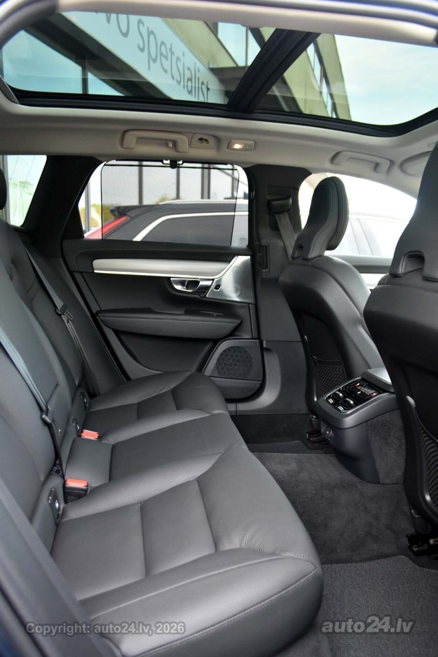 Volvo V90 2022 Tallina, ar dzinēja tilpumu 2.00 L un nobraukumu 128 tūkst. km par 37990 €, foto 12 vietnē AUTOMOTO.COM.LV