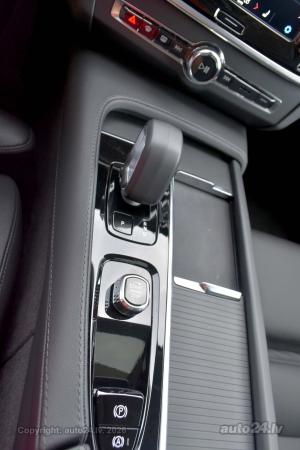 Volvo V90 2022 Tallina, ar dzinēja tilpumu 2.00 L un nobraukumu 128 tūkst. km par 37990 €, foto 20 vietnē AUTOMOTO.COM.LV