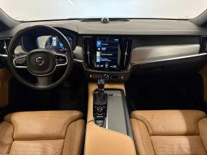 Violets Volvo V90 2017 Marijampole, ar dzinēja tilpumu 2.00 L un nobraukumu 312 tūkst. km par 14650 €, foto 6 vietnē AUTOMOTO.COM.LV