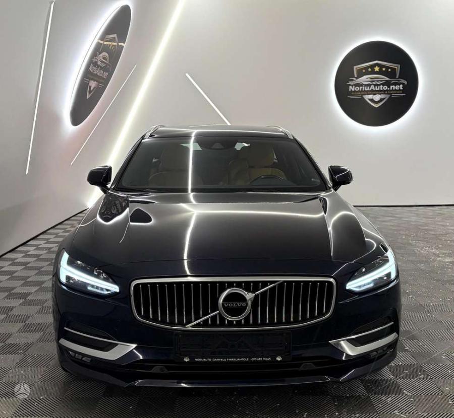 Violets Volvo V90 2017 Marijampole, ar dzinēja tilpumu 2.00 L un nobraukumu 312 tūkst. km par 14650 €, foto 32 vietnē AUTOMOTO.COM.LV