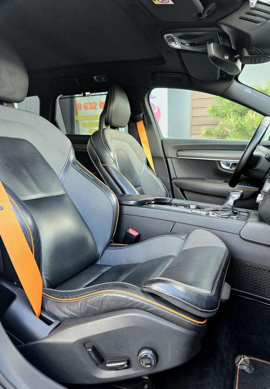 Balts Volvo V90 2018 Tauragė, ar dzinēja tilpumu 2.00 L un nobraukumu 258 tūkst. km par 17400 €, foto 25 vietnē AUTOMOTO.COM.LV