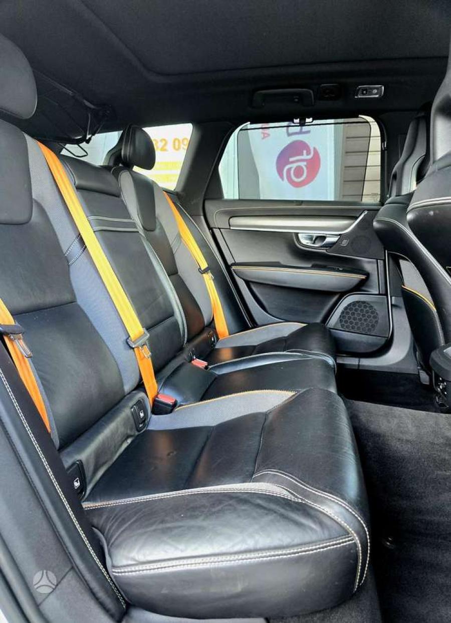 Balts Volvo V90 2018 Tauragė, ar dzinēja tilpumu 2.00 L un nobraukumu 258 tūkst. km par 17400 €, foto 28 vietnē AUTOMOTO.COM.LV