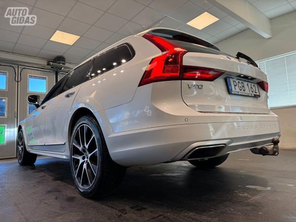 White Volvo V90 2019 in Kaunas, with an engine capacity of 0.00 L and mileage of 89 thousand km for 37071 €, photo 3 on AUTOMOTO.COM.LV