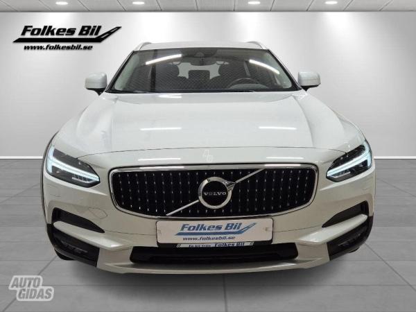 Balts Volvo V90 2020 Kauņa, ar dzinēja tilpumu 0.00 L un nobraukumu 82 tūkst. km par 37592 €, foto 2 vietnē AUTOMOTO.COM.LV