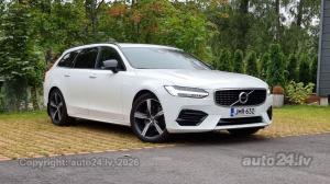 Balts Volvo V90 2019 Tallina, ar dzinēja tilpumu 2.00 L un nobraukumu 109 tūkst. km par 29900 €, foto  vietnē AUTOMOTO.COM.LV