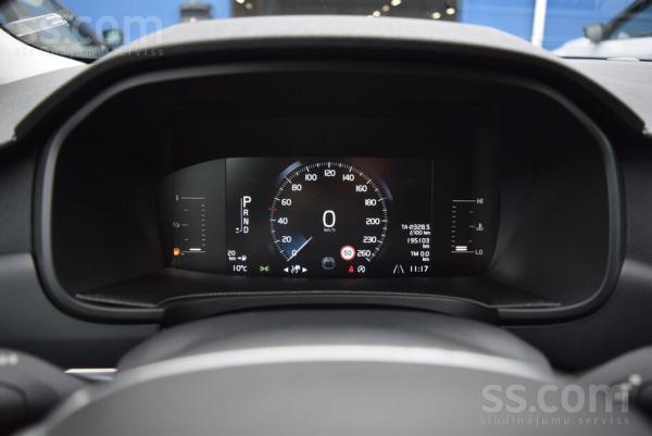 Balts Volvo V90 2016 Rīga, ar dzinēja tilpumu 2.00 L un nobraukumu 195 tūkst. km par 16900 €, foto 10 vietnē AUTOMOTO.COM.LV