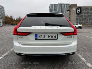 Balts Volvo V90 2016 Pērnava, ar dzinēja tilpumu 2.00 L un nobraukumu 220 tūkst. km par 18500 €, foto 3 vietnē AUTOMOTO.COM.LV