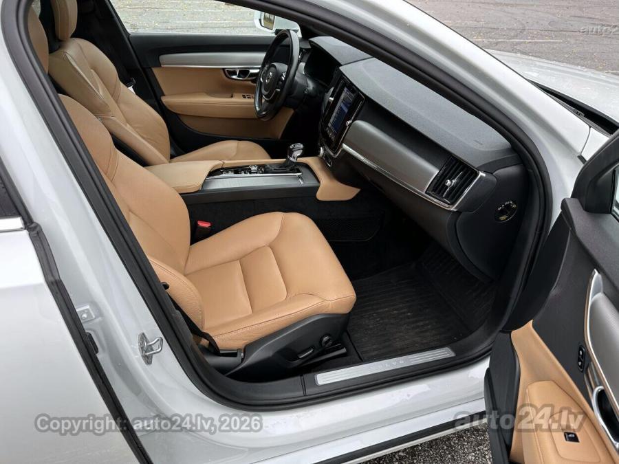 Balts Volvo V90 2016 Pērnava, ar dzinēja tilpumu 2.00 L un nobraukumu 220 tūkst. km par 18500 €, foto 15 vietnē AUTOMOTO.COM.LV