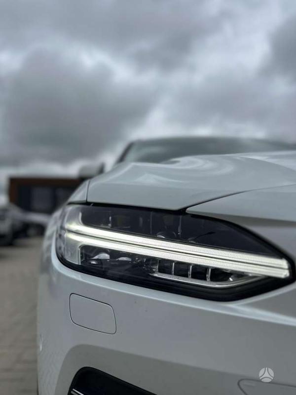 Balts Volvo V90 2016 Kauņa, ar dzinēja tilpumu 0.00 L un nobraukumu 238 tūkst. km par 15850 €, foto 5 vietnē AUTOMOTO.COM.LV