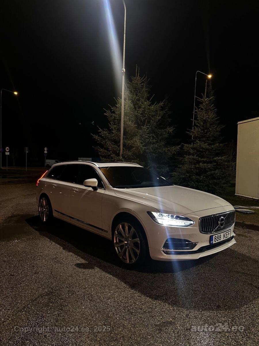Balts Volvo V90 2017 Tallina, ar dzinēja tilpumu 2.00 L un nobraukumu 119 tūkst. km par 26500 €, foto 3 vietnē AUTOMOTO.COM.LV