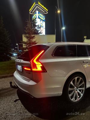 Balts Volvo V90 2017 Tallina, ar dzinēja tilpumu 2.00 L un nobraukumu 119 tūkst. km par 26500 €, foto 6 vietnē AUTOMOTO.COM.LV
