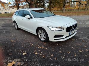 White Volvo V90 2017 in Haapsalu, with an engine capacity of 2.00 L and mileage of 359 thousand km for 12500 €, photo 7 on AUTOMOTO.COM.LV