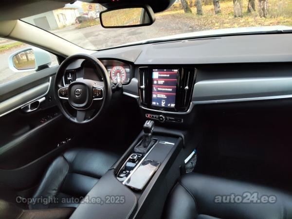Balts Volvo V90 2017 Hāpsalu, ar dzinēja tilpumu 2.00 L un nobraukumu 359 tūkst. km par 12500 €, foto 8 vietnē AUTOMOTO.COM.LV