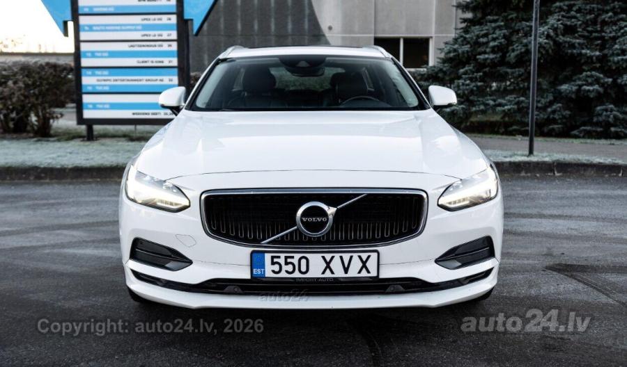 White Volvo V90 2017 in Tallinn, with an engine capacity of 2.00 L and mileage of 230 thousand km for 15790 €, photo 2 on AUTOMOTO.COM.LV