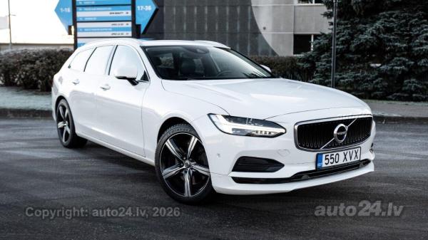 White Volvo V90 2017 in Tallinn, with an engine capacity of 2.00 L and mileage of 230 thousand km for 15790 €, photo 3 on AUTOMOTO.COM.LV