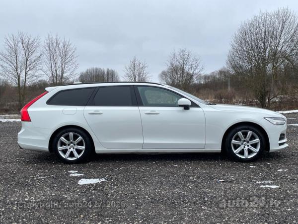 Balts Volvo V90 2017 Tartu, ar dzinēja tilpumu 2.00 L un nobraukumu 250 tūkst. km par 14000 €, foto 4 vietnē AUTOMOTO.COM.LV