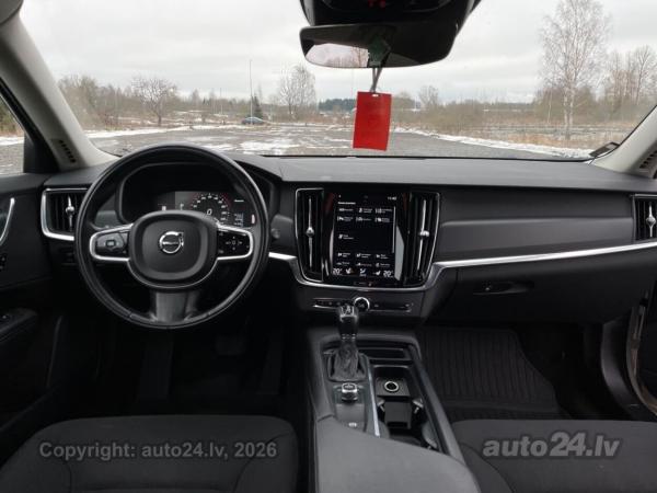 Balts Volvo V90 2017 Tartu, ar dzinēja tilpumu 2.00 L un nobraukumu 250 tūkst. km par 13500 €, foto 8 vietnē AUTOMOTO.COM.LV