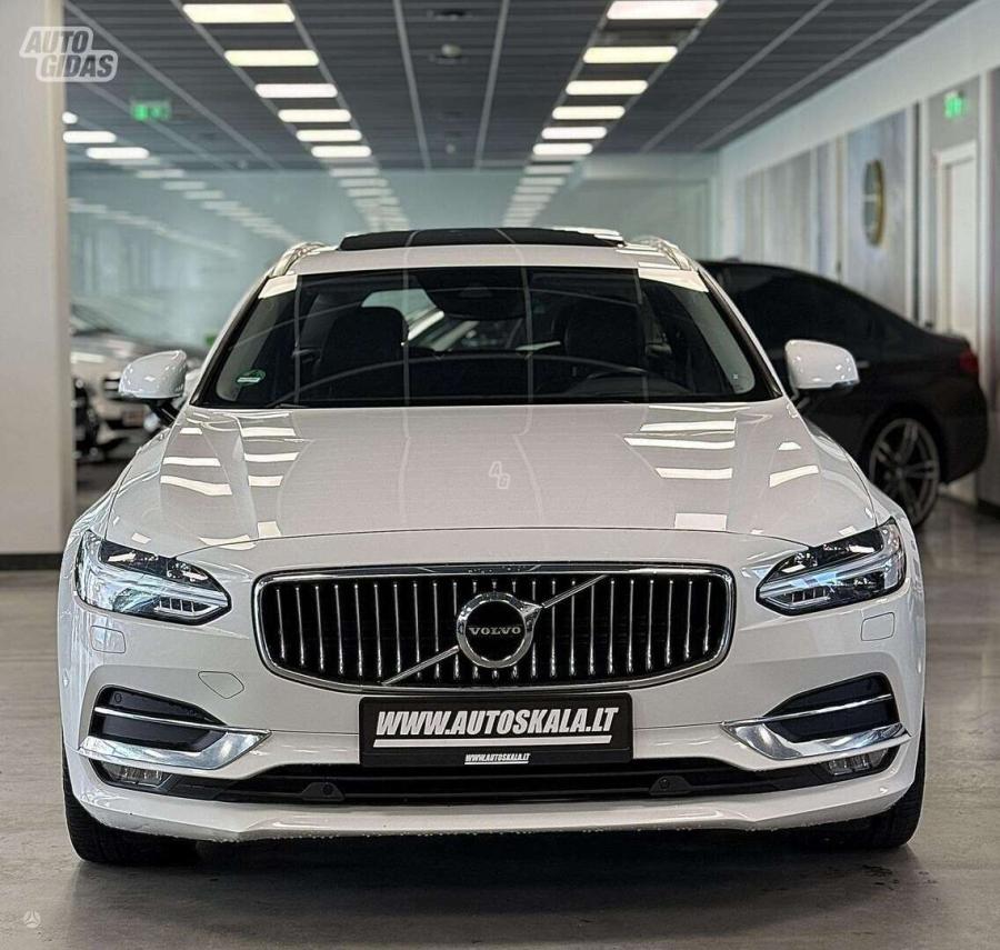 Balts Volvo V90 2017 Klaipėda, ar dzinēja tilpumu 2.00 L un nobraukumu 302 tūkst. km par 16950 €, foto 2 vietnē AUTOMOTO.COM.LV