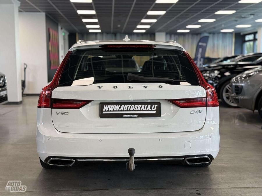 Balts Volvo V90 2017 Klaipėda, ar dzinēja tilpumu 2.00 L un nobraukumu 302 tūkst. km par 16950 €, foto 6 vietnē AUTOMOTO.COM.LV