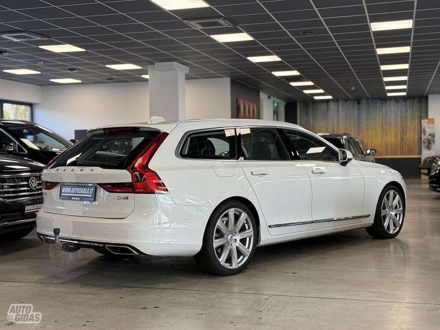 Balts Volvo V90 2017 Klaipėda, ar dzinēja tilpumu 2.00 L un nobraukumu 302 tūkst. km par 16950 €, foto 8 vietnē AUTOMOTO.COM.LV