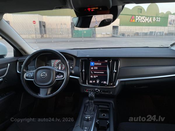 Balts Volvo V90 2017 Tartu, ar dzinēja tilpumu 2.00 L un nobraukumu 251 tūkst. km par 13900 €, foto 9 vietnē AUTOMOTO.COM.LV