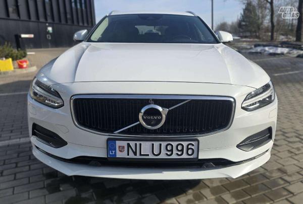 Balts Volvo V90 2017 Viļņa, ar dzinēja tilpumu 2.00 L un nobraukumu 223 tūkst. km par 15800 €, foto 9 vietnē AUTOMOTO.COM.LV
