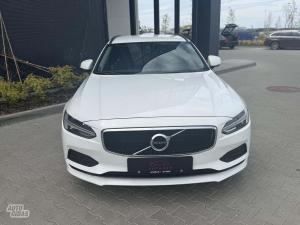 White Volvo V90 2017 in Vilnius, with an engine capacity of 2.00 L and mileage of 260 thousand km for 14700 €, photo 4 on AUTOMOTO.COM.LV