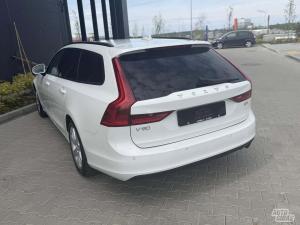 White Volvo V90 2017 in Vilnius, with an engine capacity of 2.00 L and mileage of 260 thousand km for 14700 €, photo 8 on AUTOMOTO.COM.LV