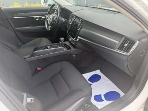 White Volvo V90 2017 in Vilnius, with an engine capacity of 2.00 L and mileage of 260 thousand km for 14700 €, photo 12 on AUTOMOTO.COM.LV