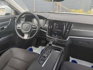 White Volvo V90 2017 in Vilnius, with an engine capacity of 2.00 L and mileage of 260 thousand km for 14700 €, photo 13 on AUTOMOTO.COM.LV