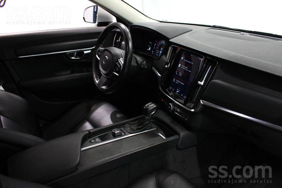 Balts Volvo V90 2017 Rīga, ar dzinēja tilpumu 2.00 L un nobraukumu 198 tūkst. km par 14950 €, foto 21 vietnē AUTOMOTO.COM.LV