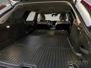 Balts Volvo V90 2017 Rīga, ar dzinēja tilpumu 2.00 L un nobraukumu 198 tūkst. km par 14950 €, foto 26 vietnē AUTOMOTO.COM.LV